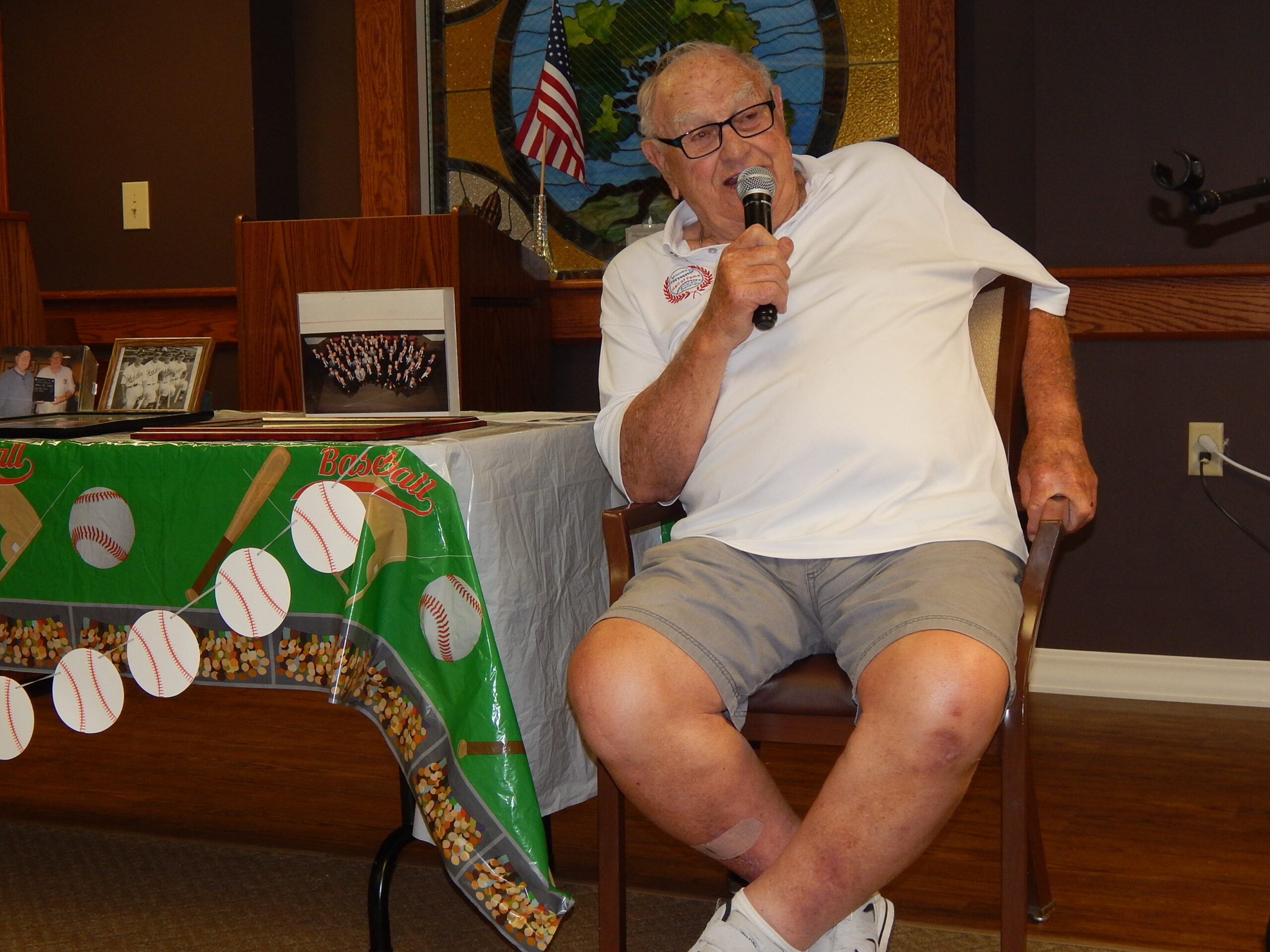 Kuck talks baseball history at Oak Hills | News, Sports, Jobs - The Journal